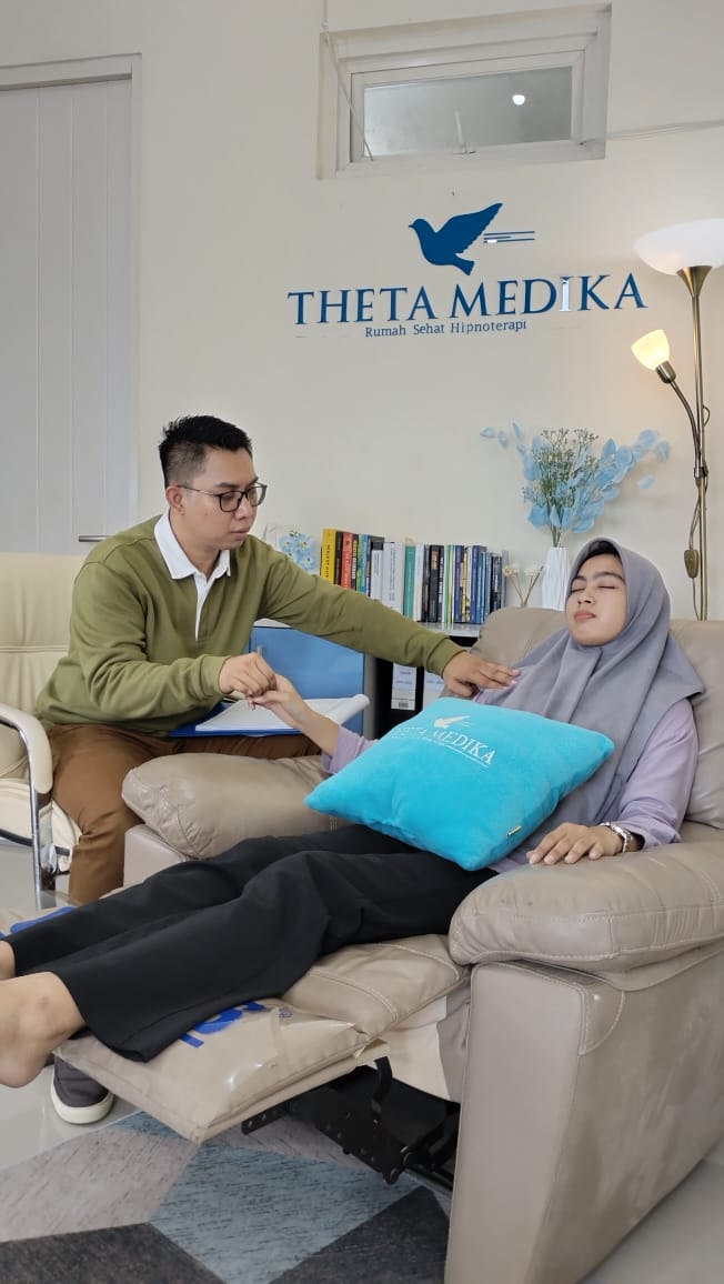 Sekolah Hipnoterapi - Pelatihan Hipnoterapi